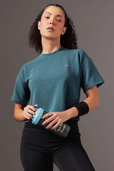 Buy Comfort Fit Active Crop Top in Deep Sea Blue Online - Clovia