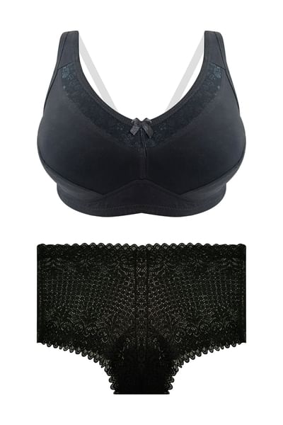 Buy Non-Padded Non-Wired Full Figure Bra & Low Waist Boyshorts Set in ...