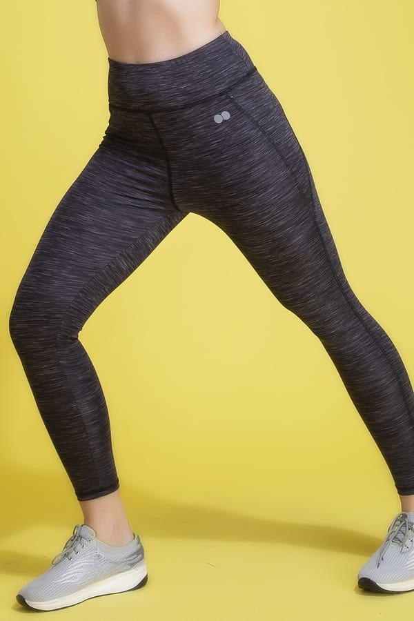 Buy Snug Fit High-Rise Ankle-Length Active Tights in Black Online India ...