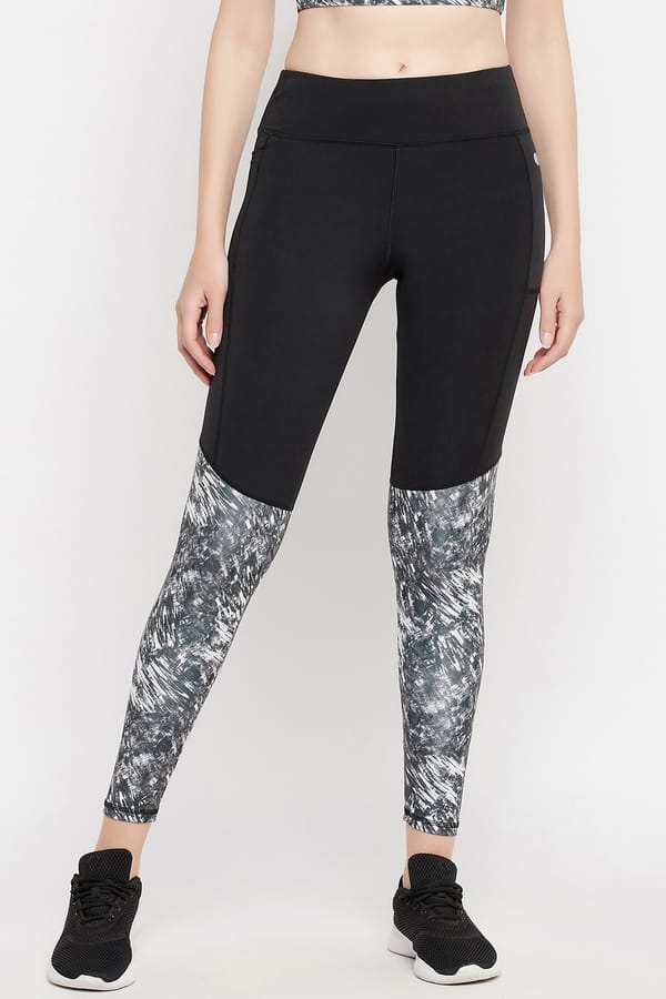 Buy Snug-Fit High-Rise Printed Active Tights in Black Online India ...
